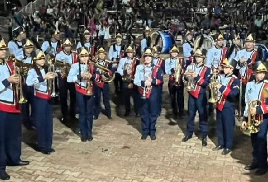 Acordes para a inclusão: Projeto social, banda musical está com ...