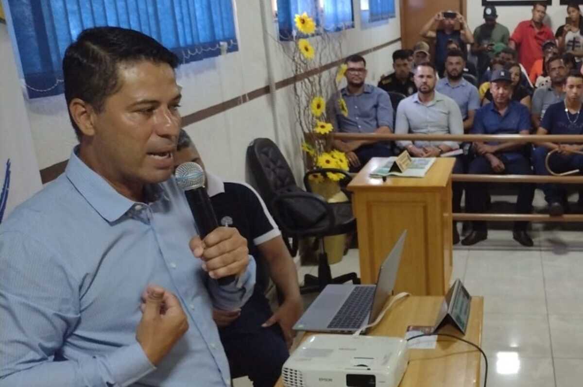 Oposição interna por pré-candidatura a prefeito obriga Cléber Dias ...