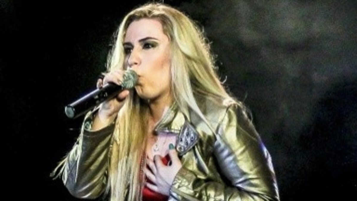 Ana Karla é selecionada para 5ª edição do Kit Difusão Musical da Fundação de Cultura - Fátima News