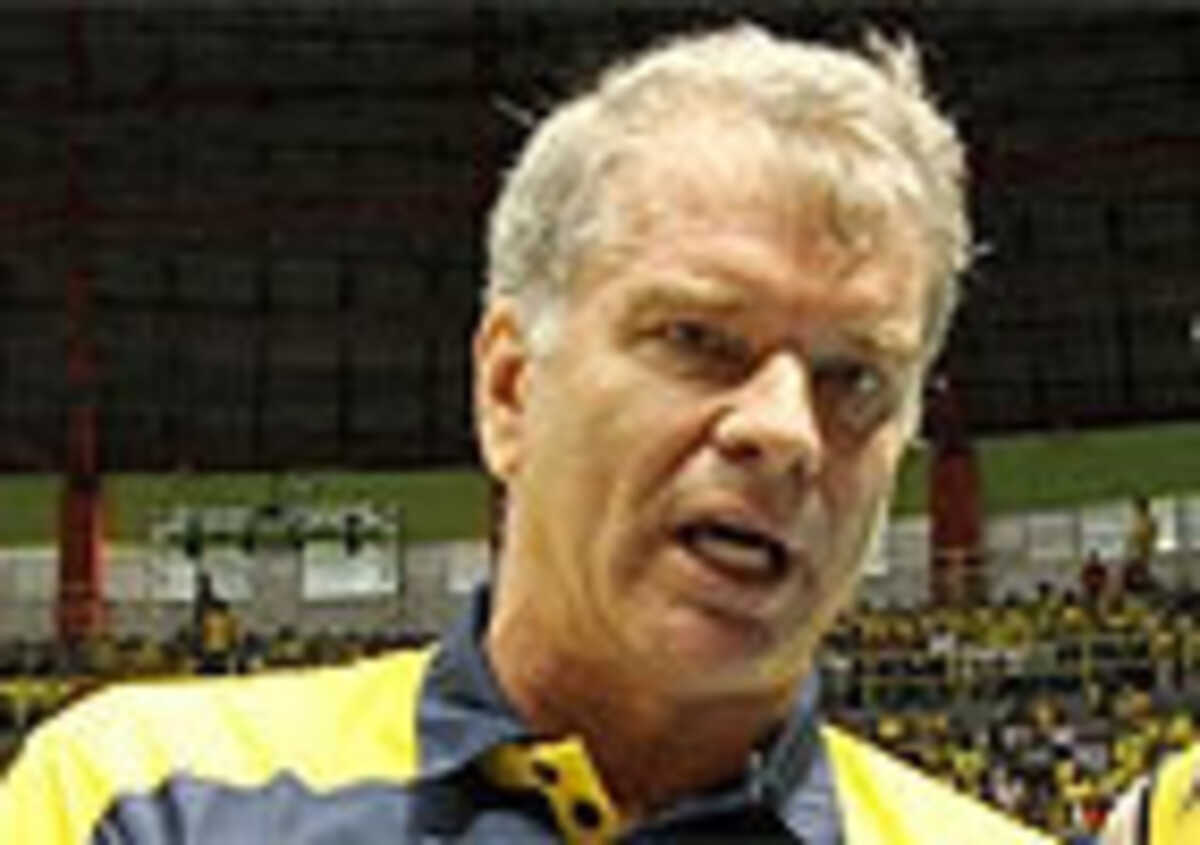 Bernardinho culpa Globo e critica set menor na Superliga - Fátima News