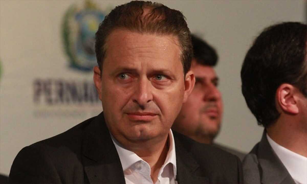 Campos iniciou vida política ao lado o avô, Miguel Arraes, na década de ...