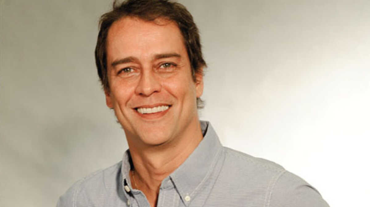 Saiba quanto Marcello Antony pediu de salário para a Record - Fátima News