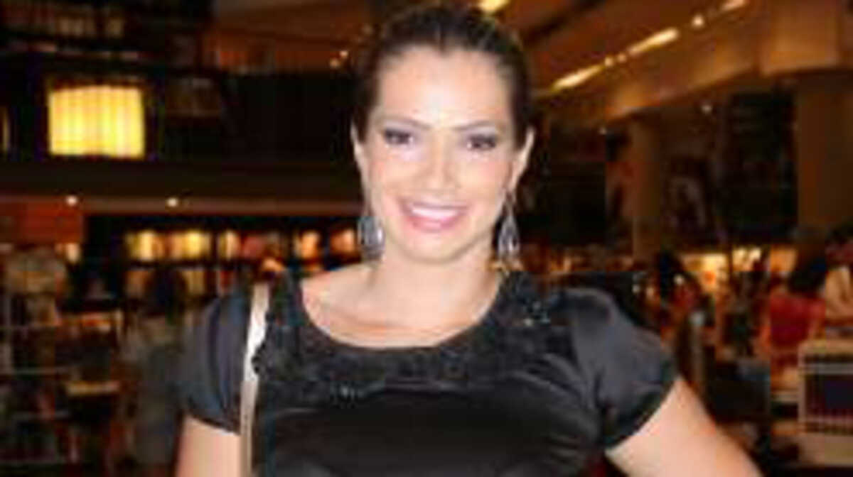 Ex-BBB Fani Pacheco revela que está processando a Globo por danos ...