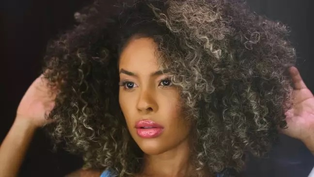 Sthe Matos, ex-Fazenda 13, é internada na UTI com sangramento no ...